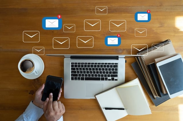 Intégration Gmail & Hubspot, la puissance du CRM pour vos emails